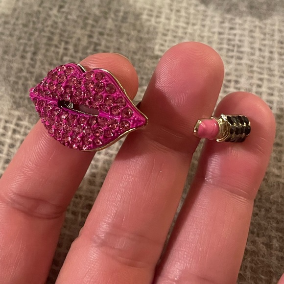 Jewelry | Pin Up Style Lips And Lipstick Ring | Poshmark